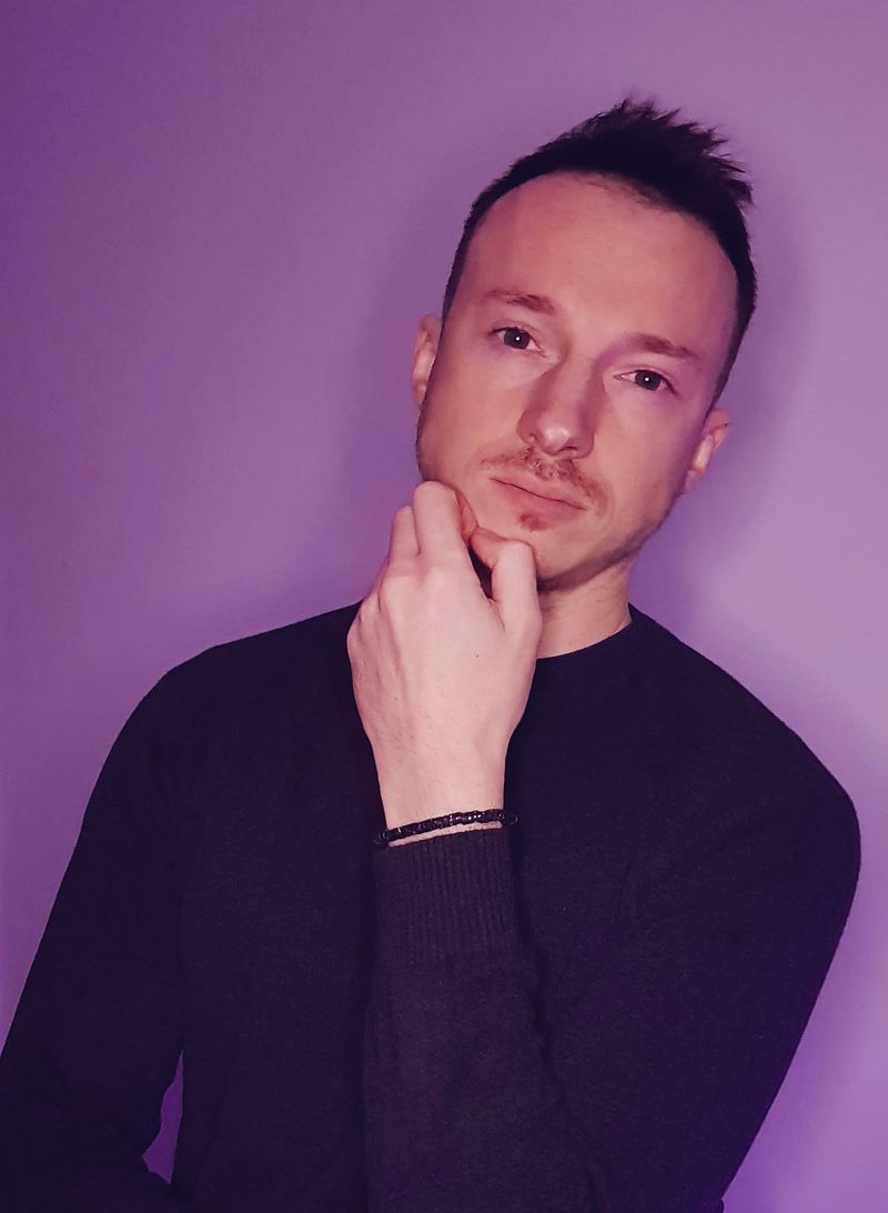 Shadowkey - Free music on ToneDen